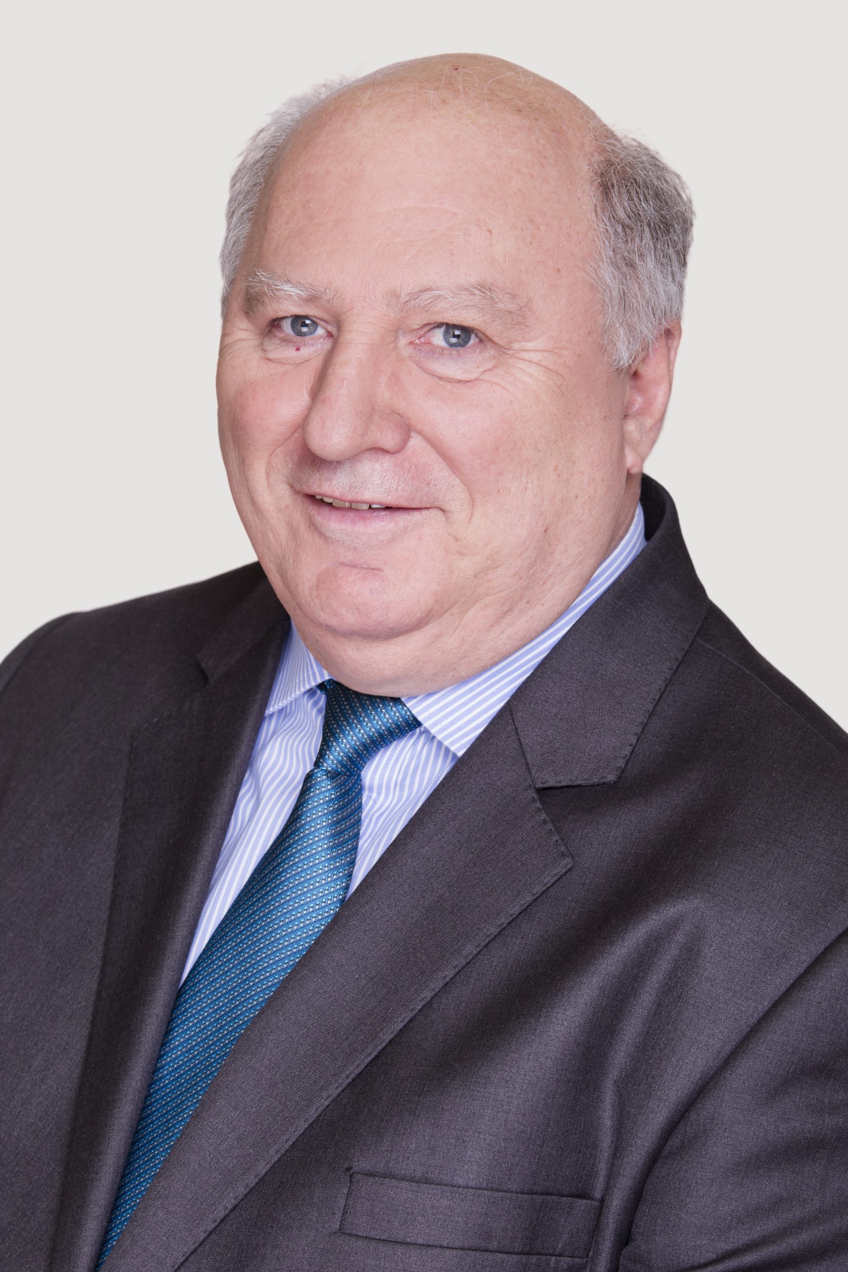 Dr. habil. Horváth Csaba